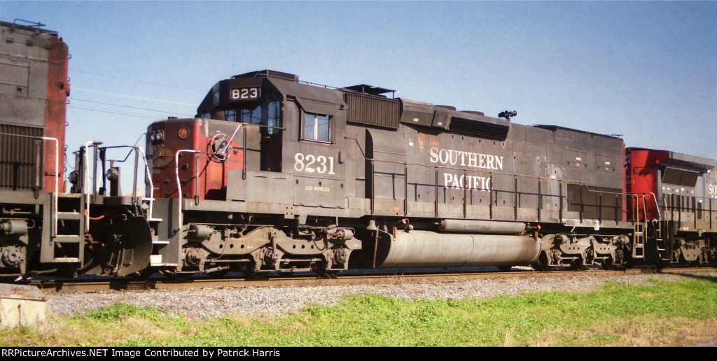SP 8231 SD40T-2 westbound with an intermodal train into CSX Gentilly Yard in New Orleans LA 01 ...